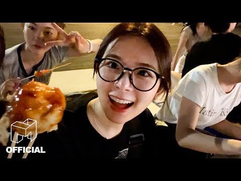 tripleS - Sunday Selfie Signal : Hangang’s Beauty Queens @ tripleS : SSSIGNAL (230903) - TKHUNT