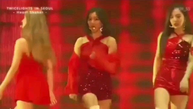 TWICE-ハートシェイカー代替バージョン - TKHUNT