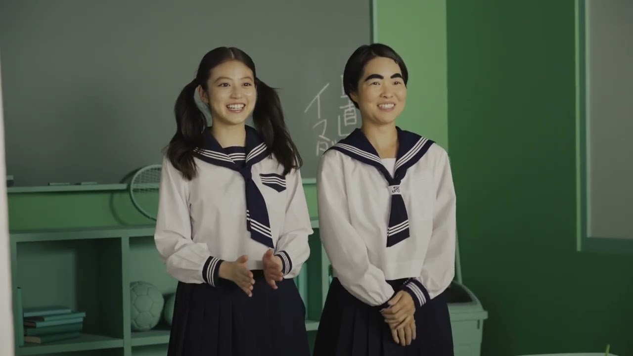 【AOKI】フレッシャーズCMメイキング 今田美桜さん イモトアヤコさん - TKHUNT