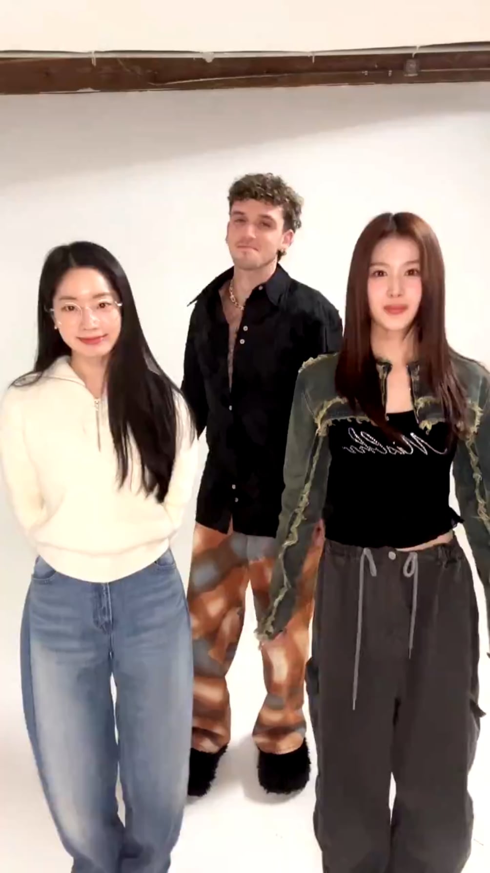 240228 ダヒョン、サナ、ラウヴ - TKHUNT