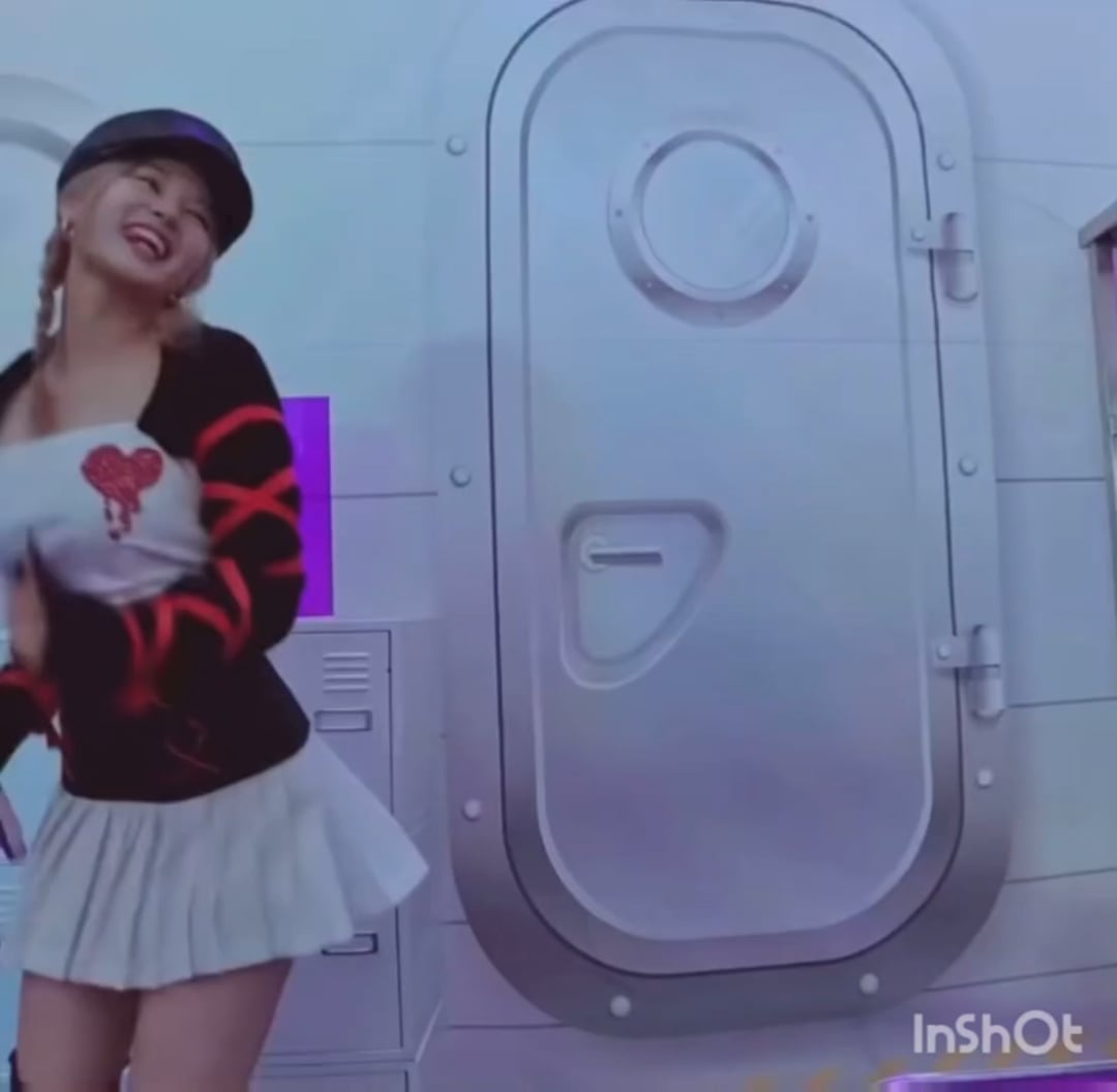 サナとナヨンが可愛い - TKHUNT