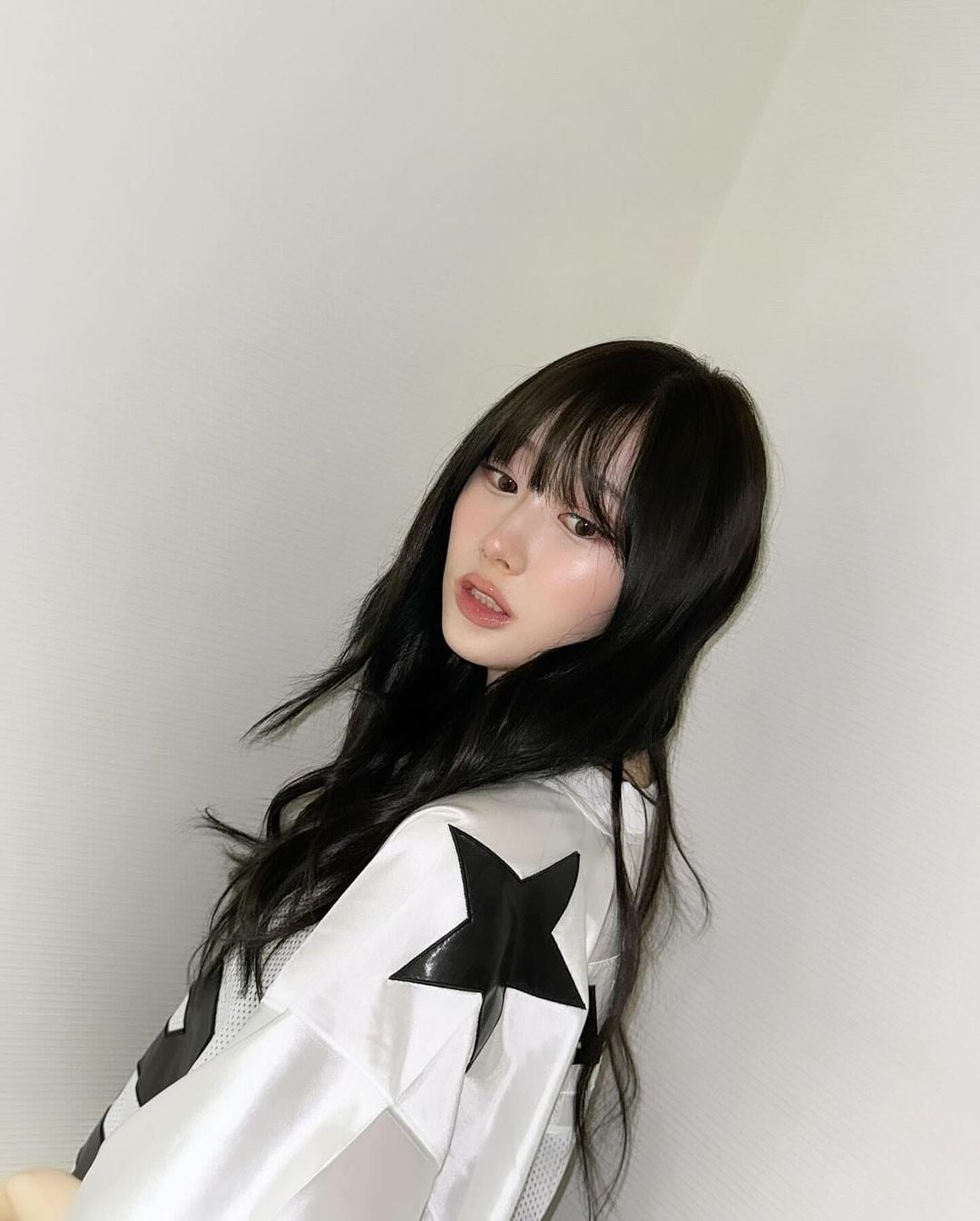 240223 ジゼル Instagram アップデート 2 - TKHUNT