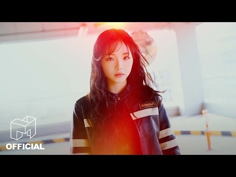 TripleS / TripleS Glow - キム・チェウォン (S21 - メンバー紹介ビデオ) - TKHUNT