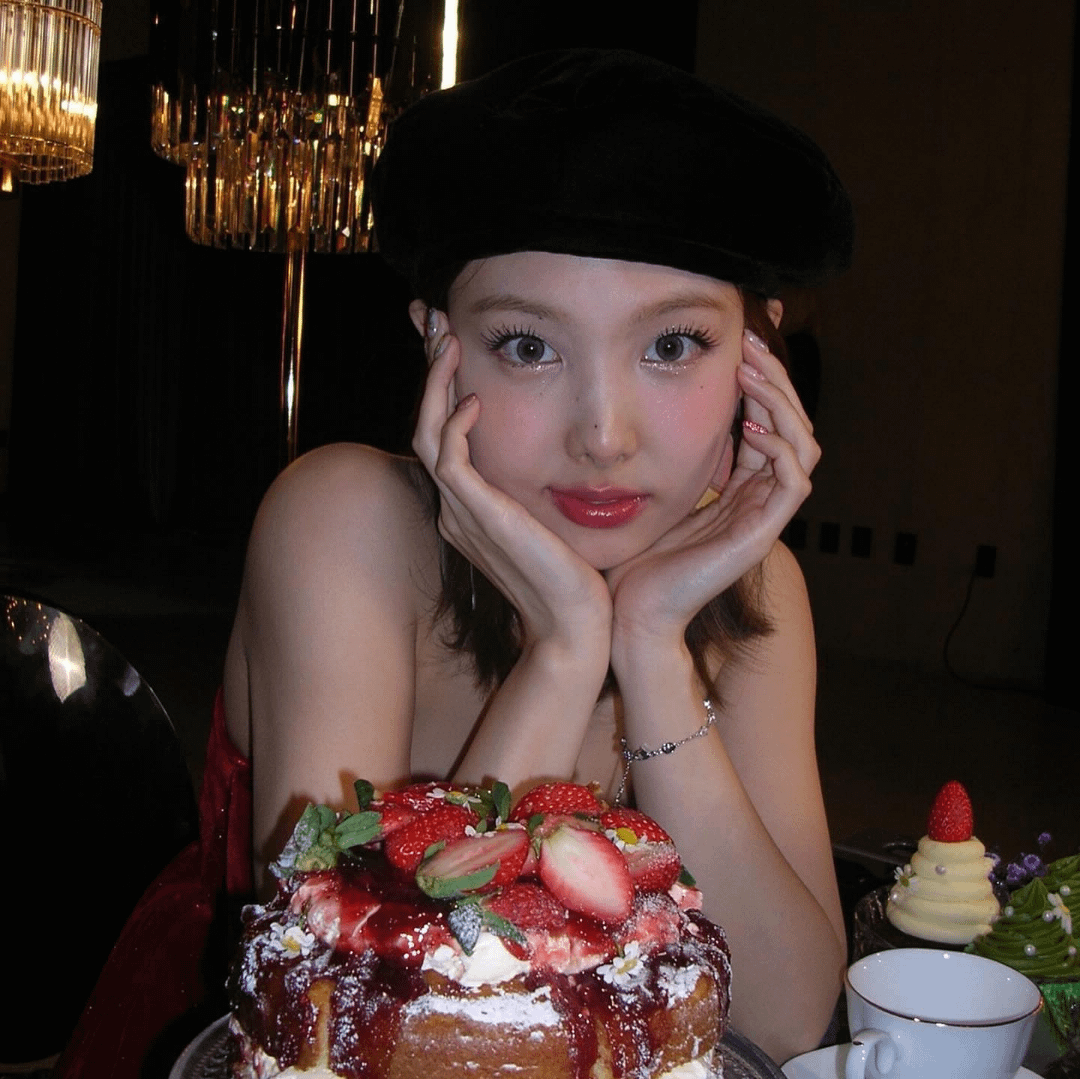 240222 ナヨン - TKHUNT