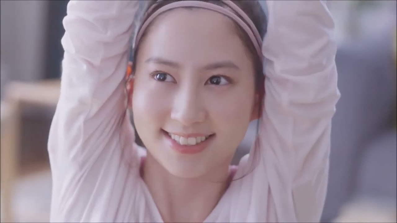 河北麻友子さん出演！スター・サージカル「ICL治療」WebCM - TKHUNT