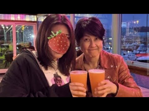 岸谷香 「NYから…娘に会いにヒョイっと」春休み満喫の母娘ショット＆元アイドル親友との再会ショット[Azami - TKHUNT