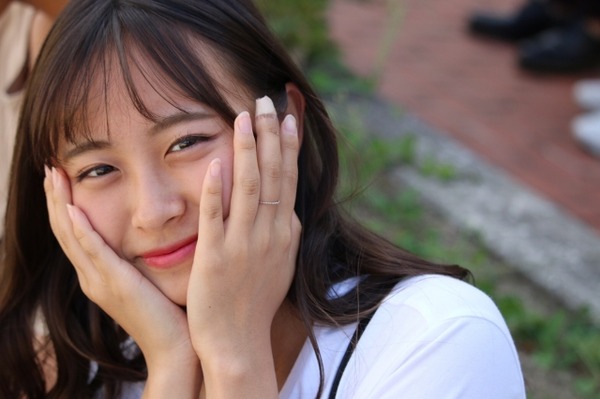 【画像】ウイグル人の女優、エッッッッッッッッッッ！ - TKHUNT