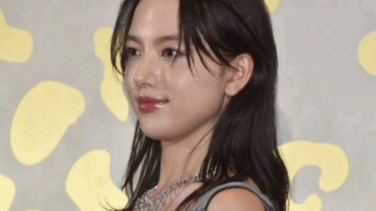 清原果耶、美麗ドレス姿に絶賛の声「美オーラ全開」「佇まいが無敵」 - TKHUNT